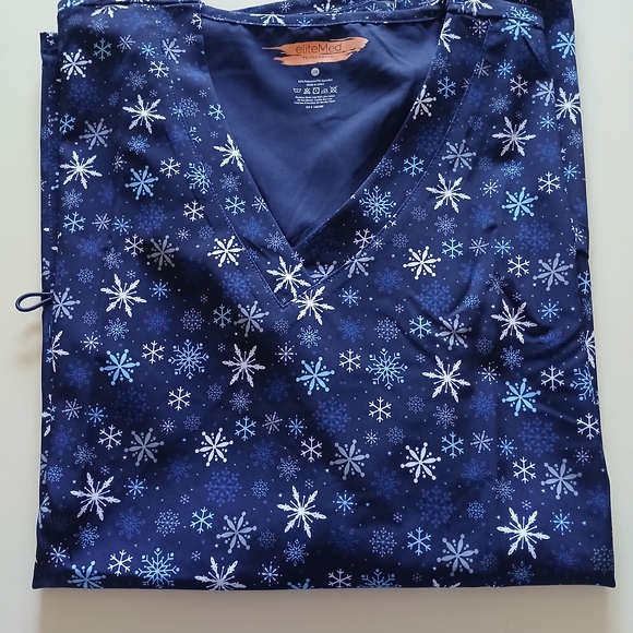 elite med | Tops | Blue Snowflake Print Scrub Top | Poshmark